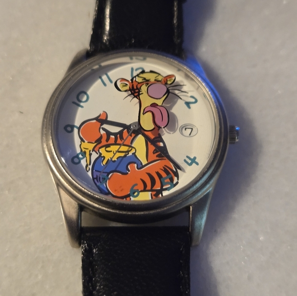 Timex | Accessories | Vtg 998 Disney Timex Winnie The Pooh Tigger Honey ...